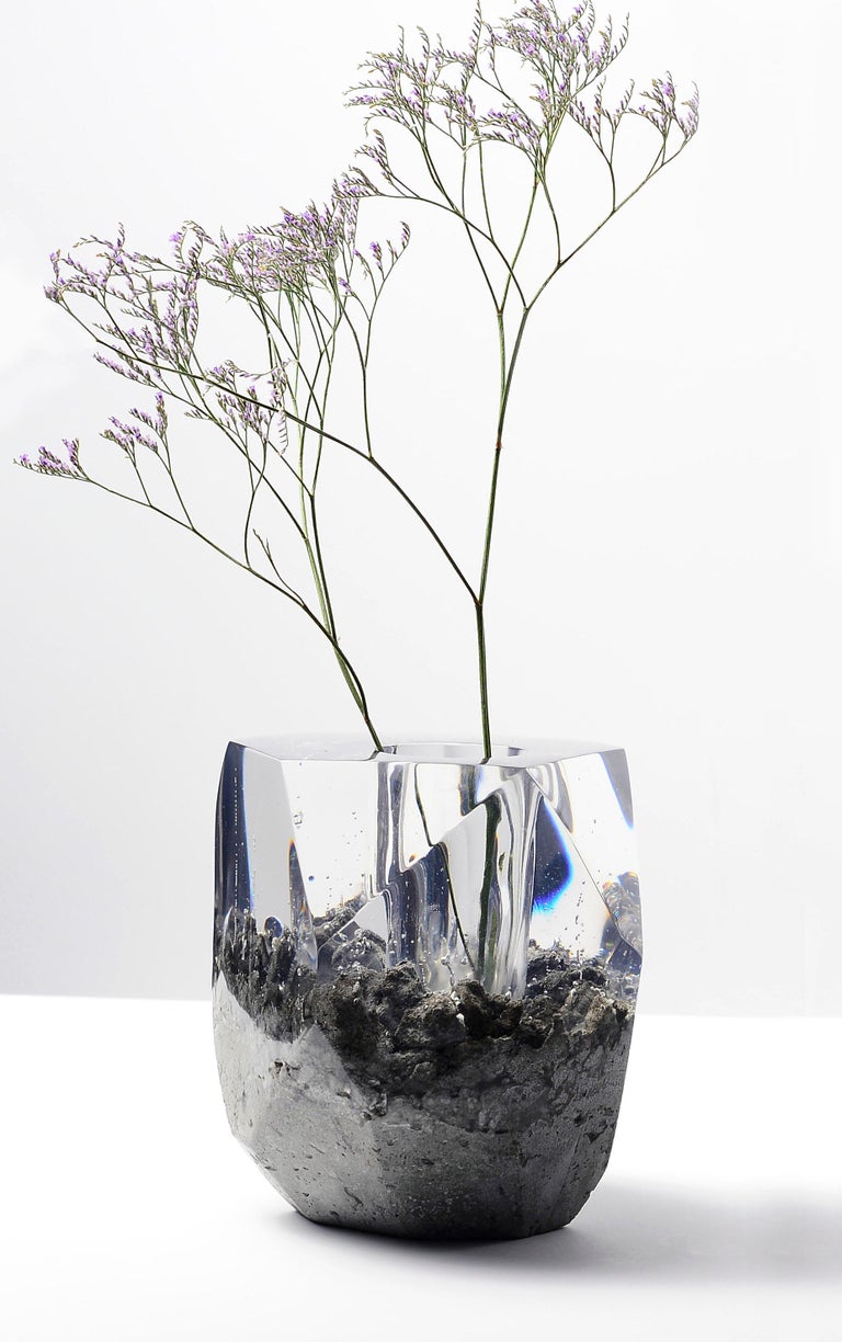 The Diamond Vase Handmade by Jule Cats For Sale at 1stDibs