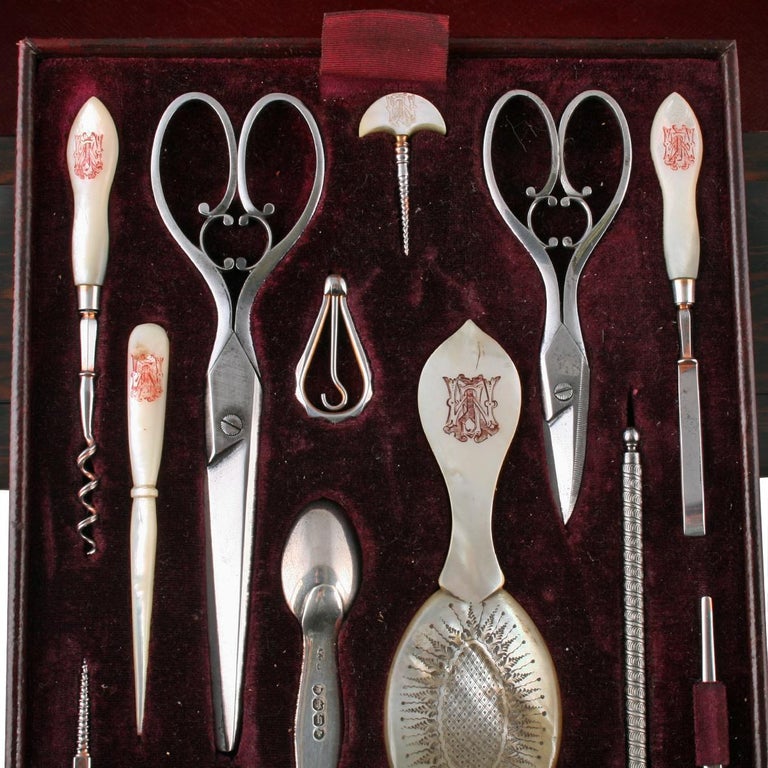 19th Century Victorian The Earl of Hardwicke Jewellery or Dressing Box ...