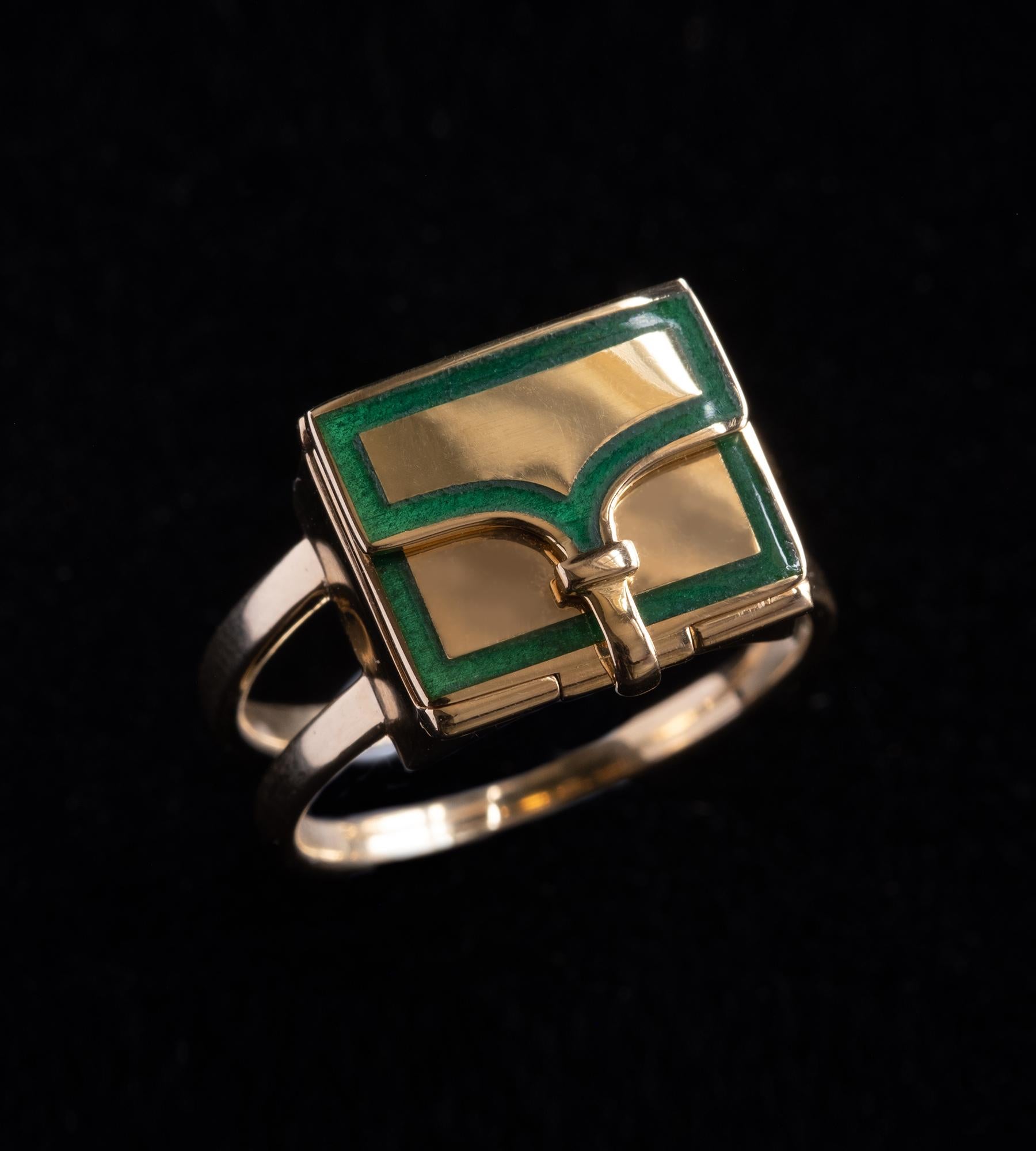 The Fleur Fairfax Book Ring in 18ct Gold and Enamel - Serpentine Green ...