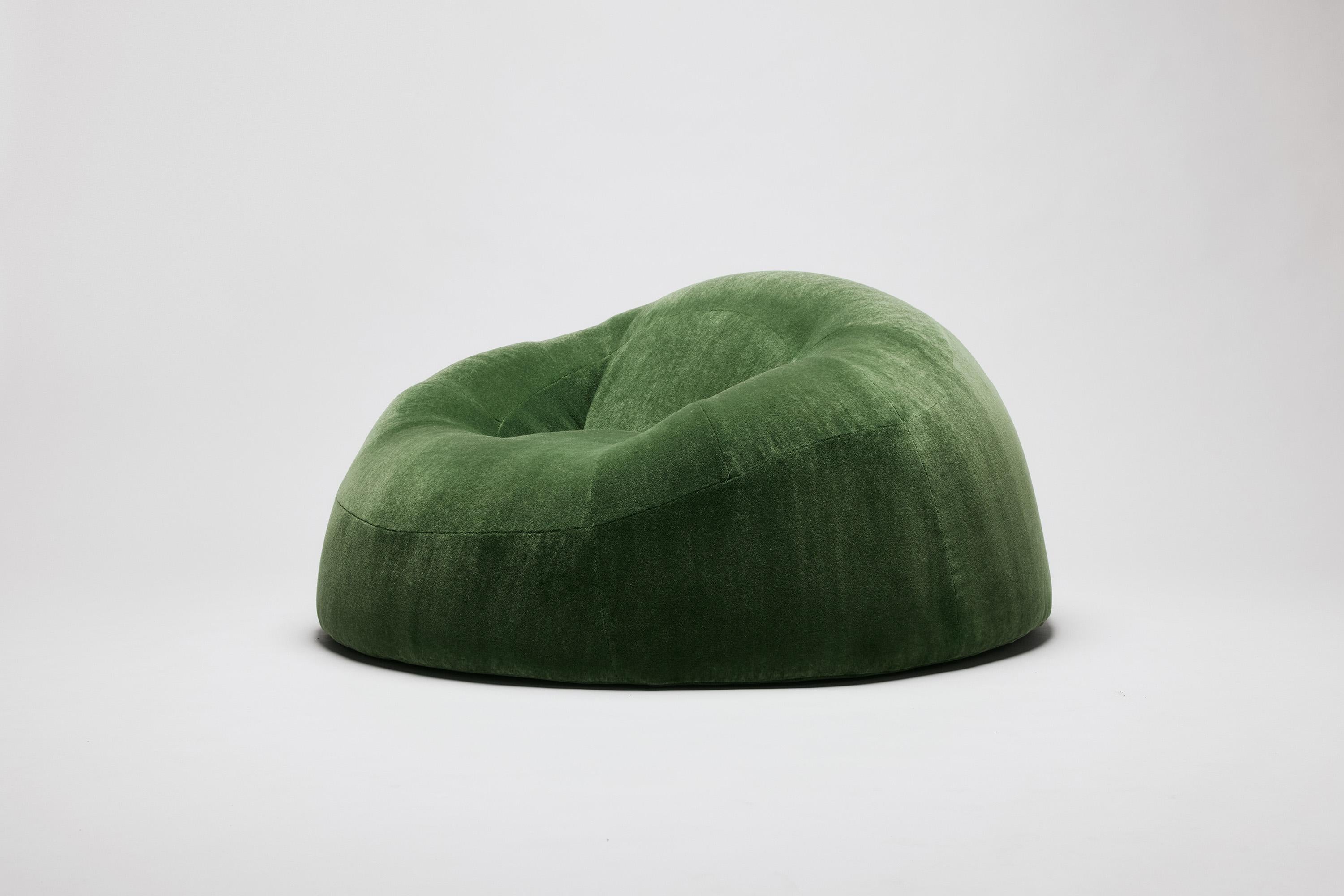 THE HILL Biomorphic Shape Green Chair in Mohair, Si Vis Pacem by Stefon ...
