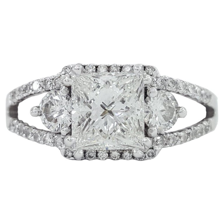 The Leo Diamond Princess Cut 1.45 Diamdond Ring For Sale at 1stDibs