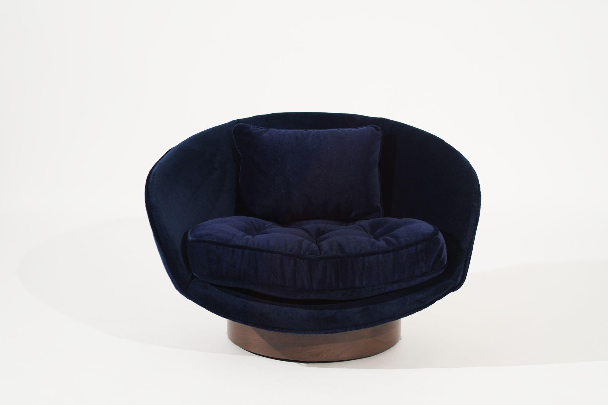 Loop Chair by Stamford Modern For Sale at 1stDibs