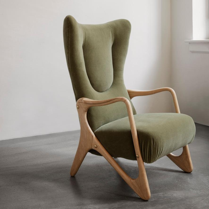 The "Pelikan" a sculptural Danish 1950s organic design wingback chair ...