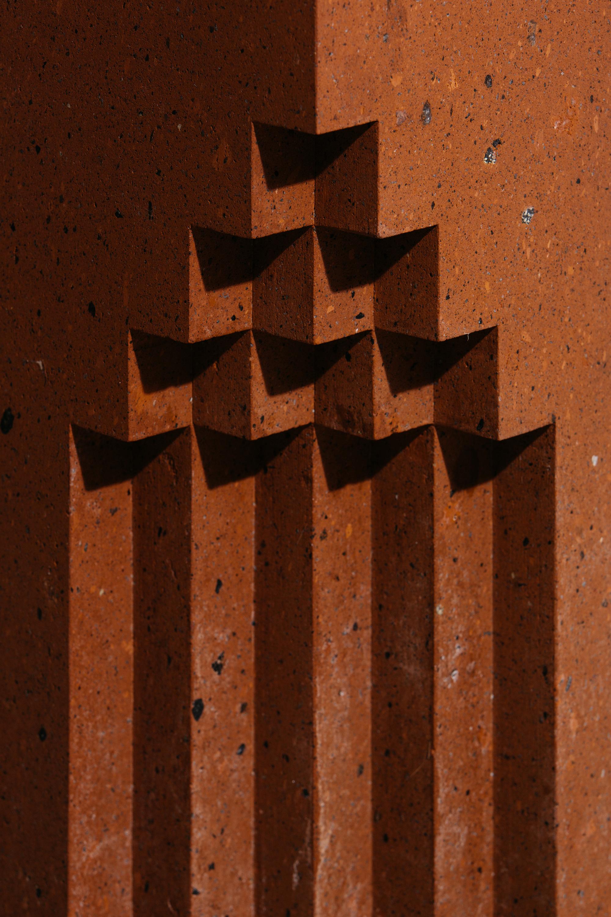 Sculptural Geometric Side Table in Red Tuff For Sale at 1stDibs