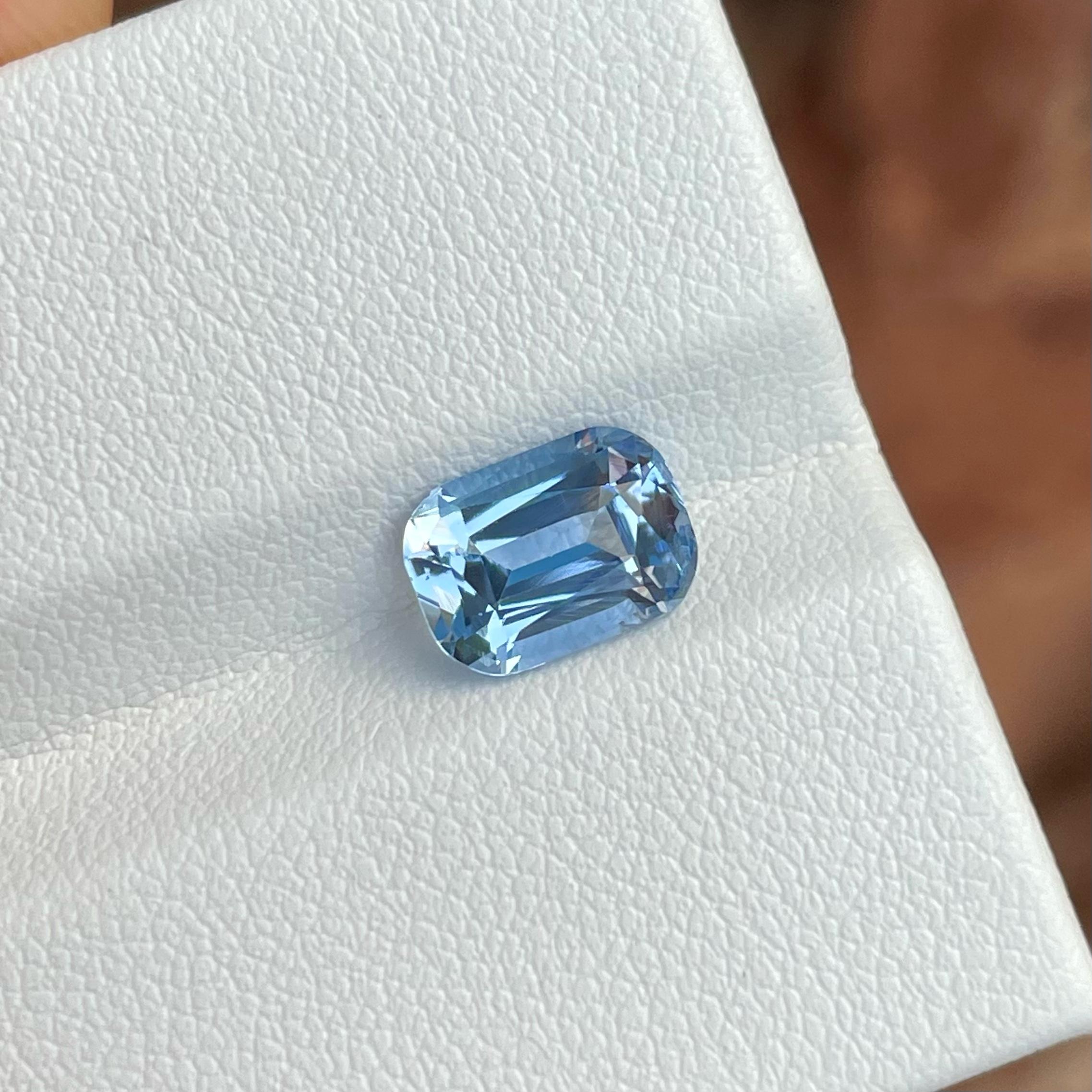 The Transformative Power of Oceanic Beauty Natural Deep Blue Aquamarine ...