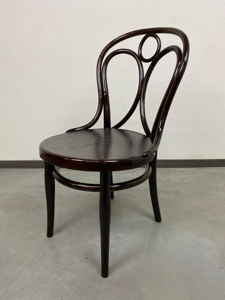 Thonet Chair No.19 For Sale at 1stDibs