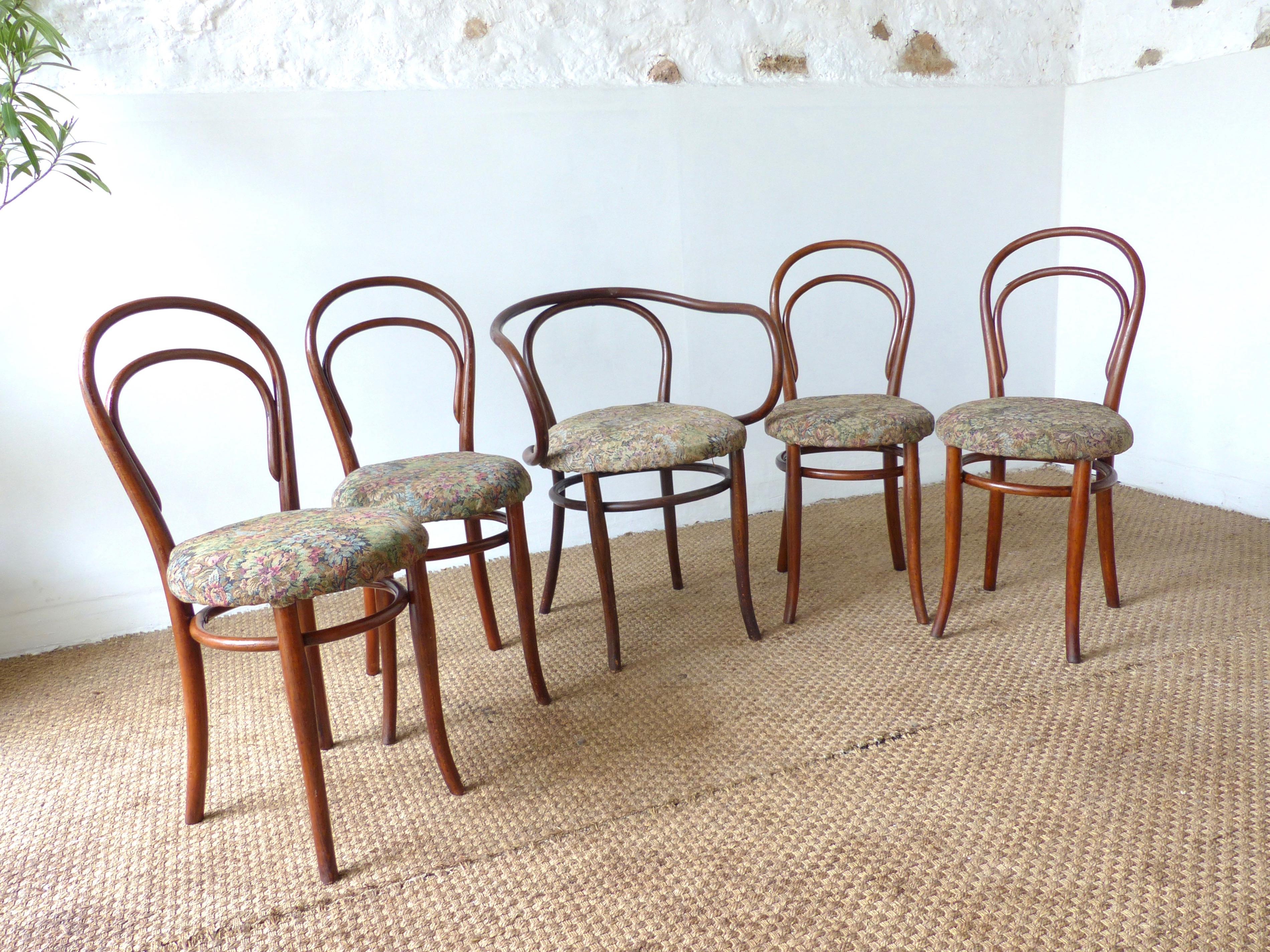 Thonet Chairs, Antique, Late 19th Century Model 14 For Sale at 1stDibs