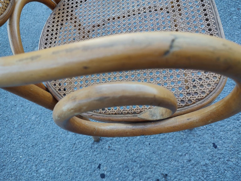 Thonet Model 17 Tall Back Caned Bentwood Armchairs Set of 4 For Sale at 1stDibs
