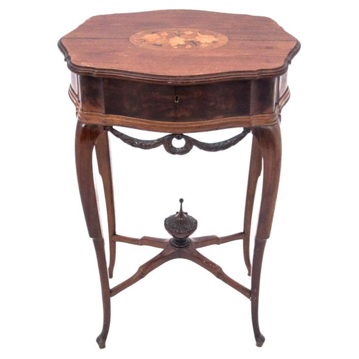 Thread Table, Northern Europe, Late 19th Century For Sale at 1stDibs