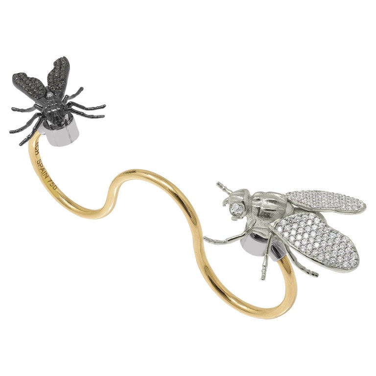 Three-Finger Cocktail Ring with Flies Full pavé white and black ...