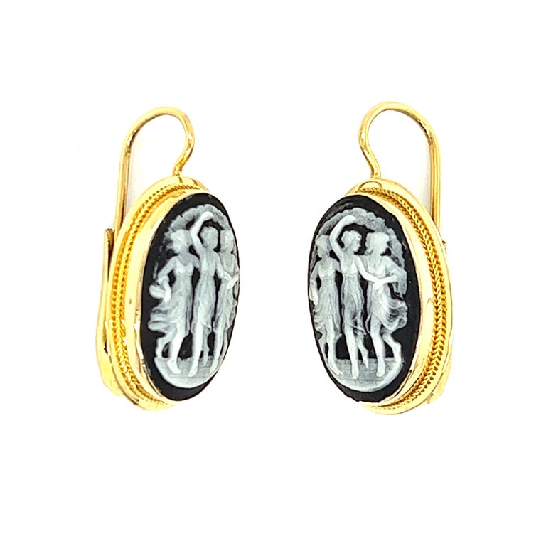 Three Graces Cameo Earrings in 18K Yellow Gold For Sale at 1stDibs