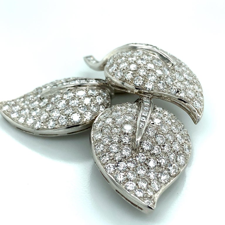 Three Leaves Diamond White Gold Brooch For Sale at 1stDibs