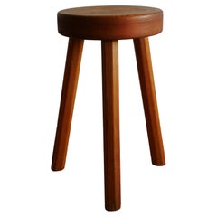 Krogenæs Møbler, Three Legged Stool, "Fjøskrakk" Mod. 522, Pine, Norway, 1960s For Sale at 1stDibs