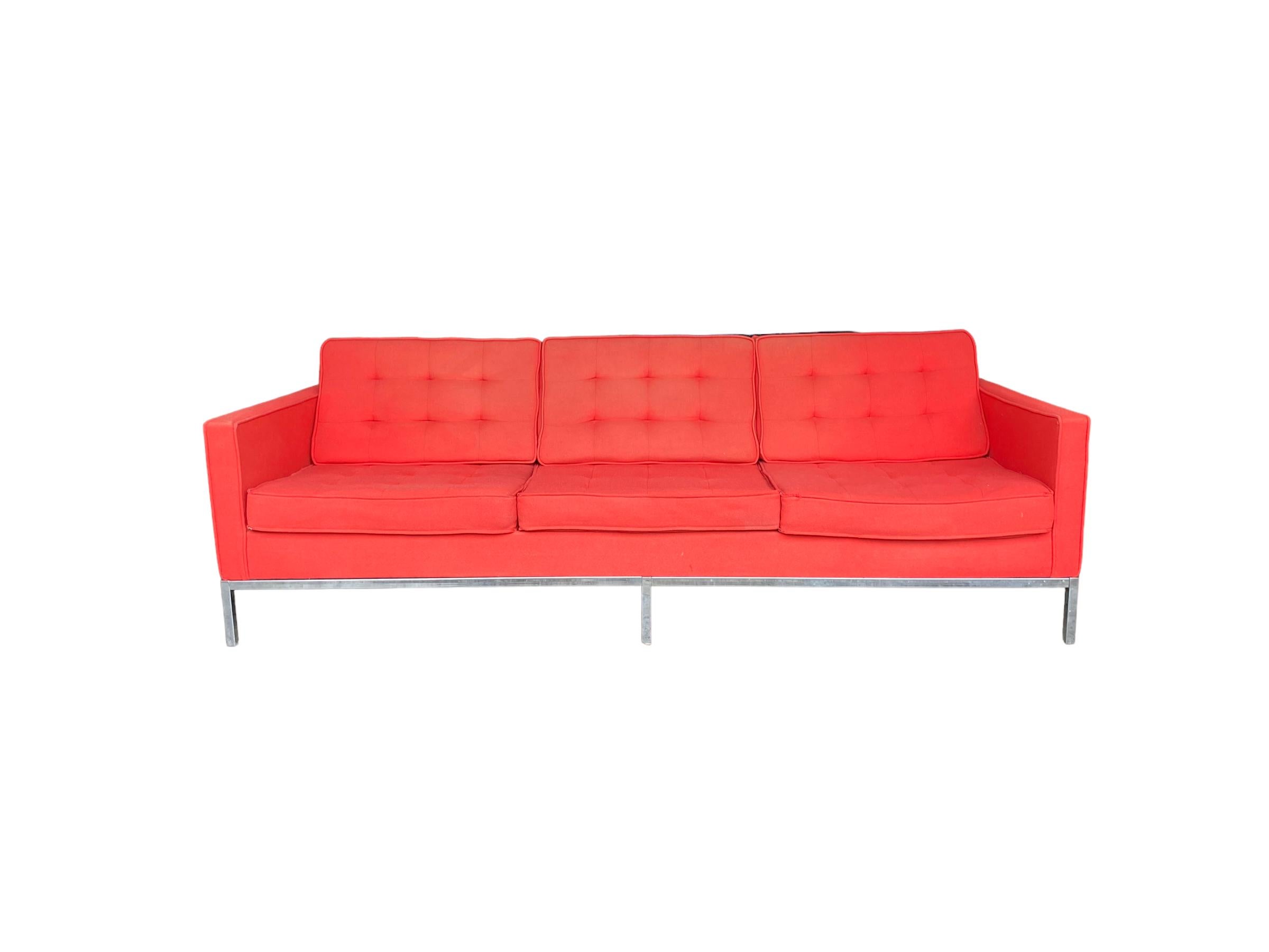 Florence Knoll Style Three Seat Lounge Sofa For Sale at 1stDibs