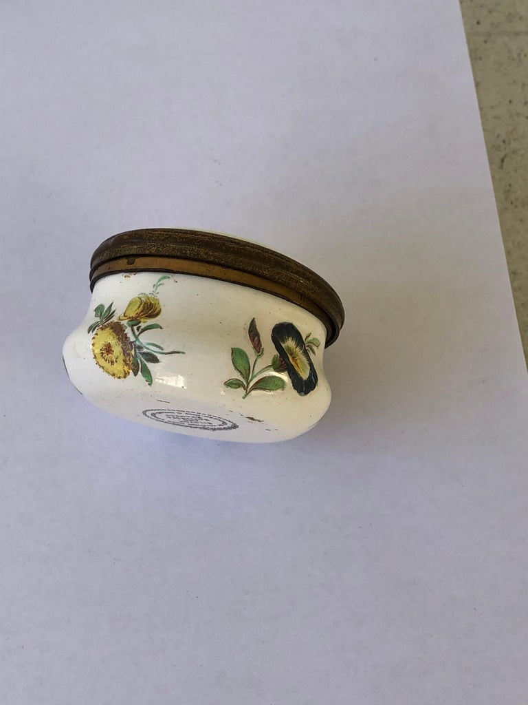 Three Vintage Bilston and Battersea Enamel Boxes For Sale at 1stDibs
