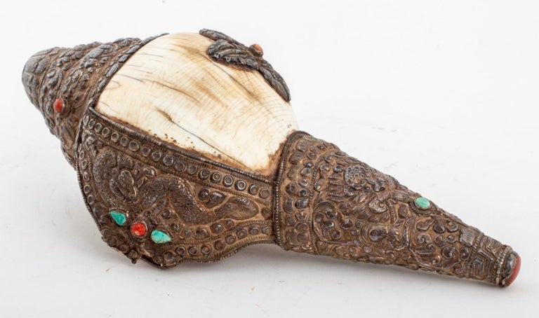Tibetan Silver Covered Conch Shell Horn, 19th Century For Sale at 1stDibs