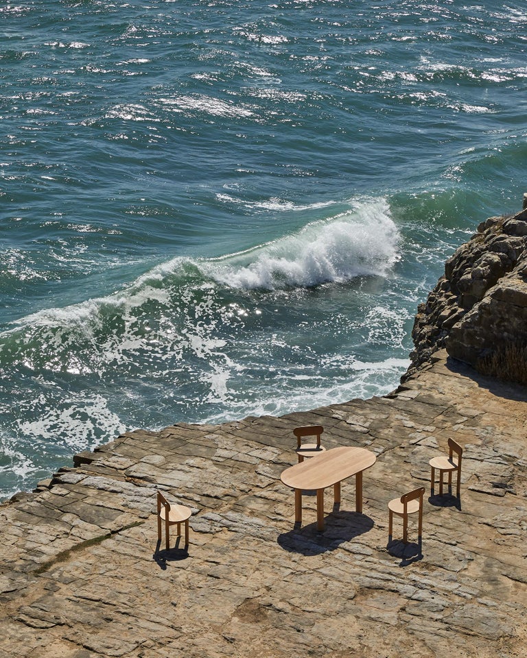 Tide Oval Dining Set, 4 Chairs For Sale at 1stDibs