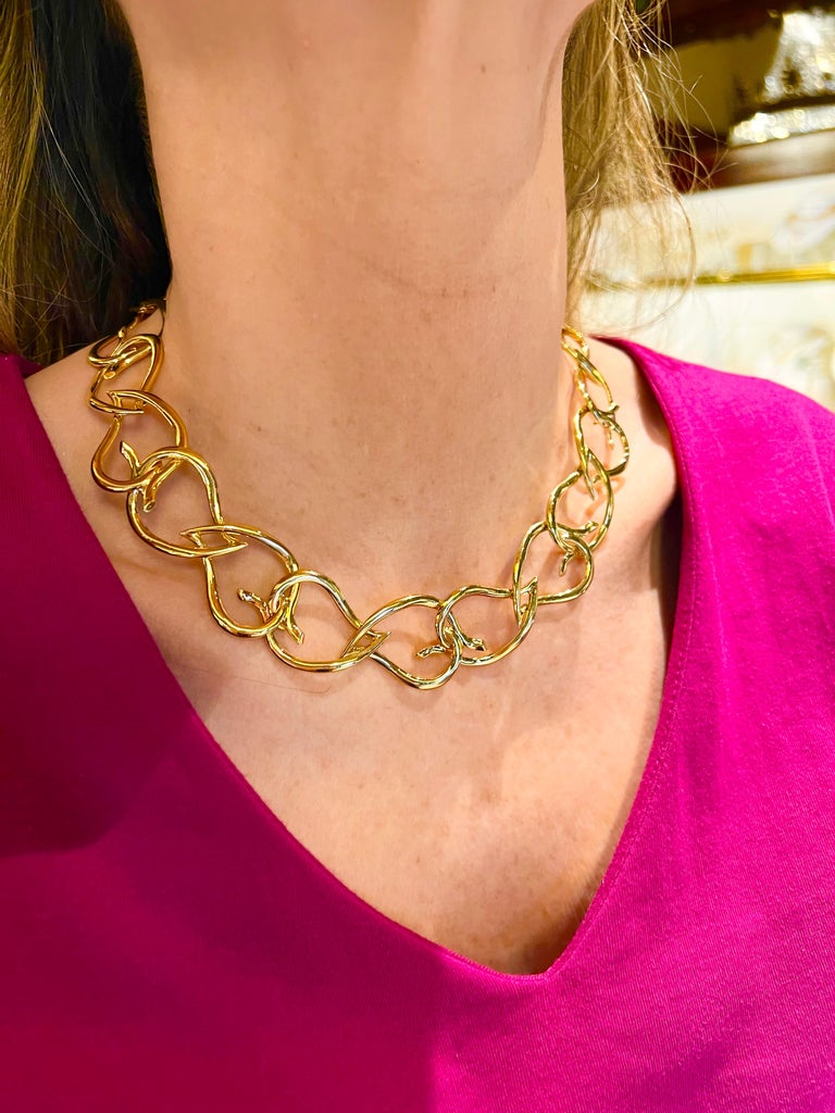 Tiffany 18k Yellow Gold Open Heart Link Necklace For Sale at 1stDibs