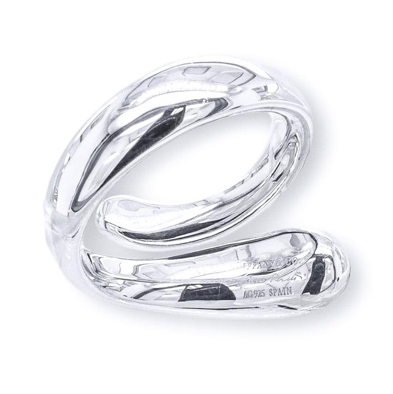 Tiffany and Co. Elsa Peretti Sterling Silver Teardrop Bypass Ring For Sale at 1stDibs