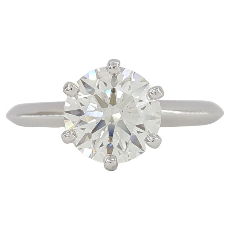 Tiffany and Co. 1.65 Carat Round Brilliant Cut Diamond Platinum Ring ...