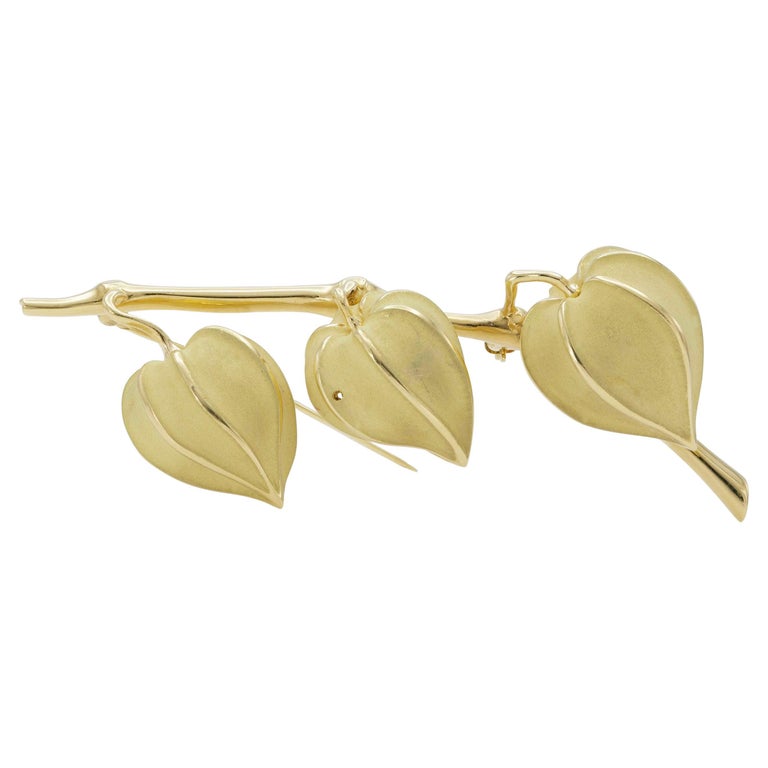 Tiffany and Co. 18K Yellow Gold and Enamel Pin For Sale at 1stDibs