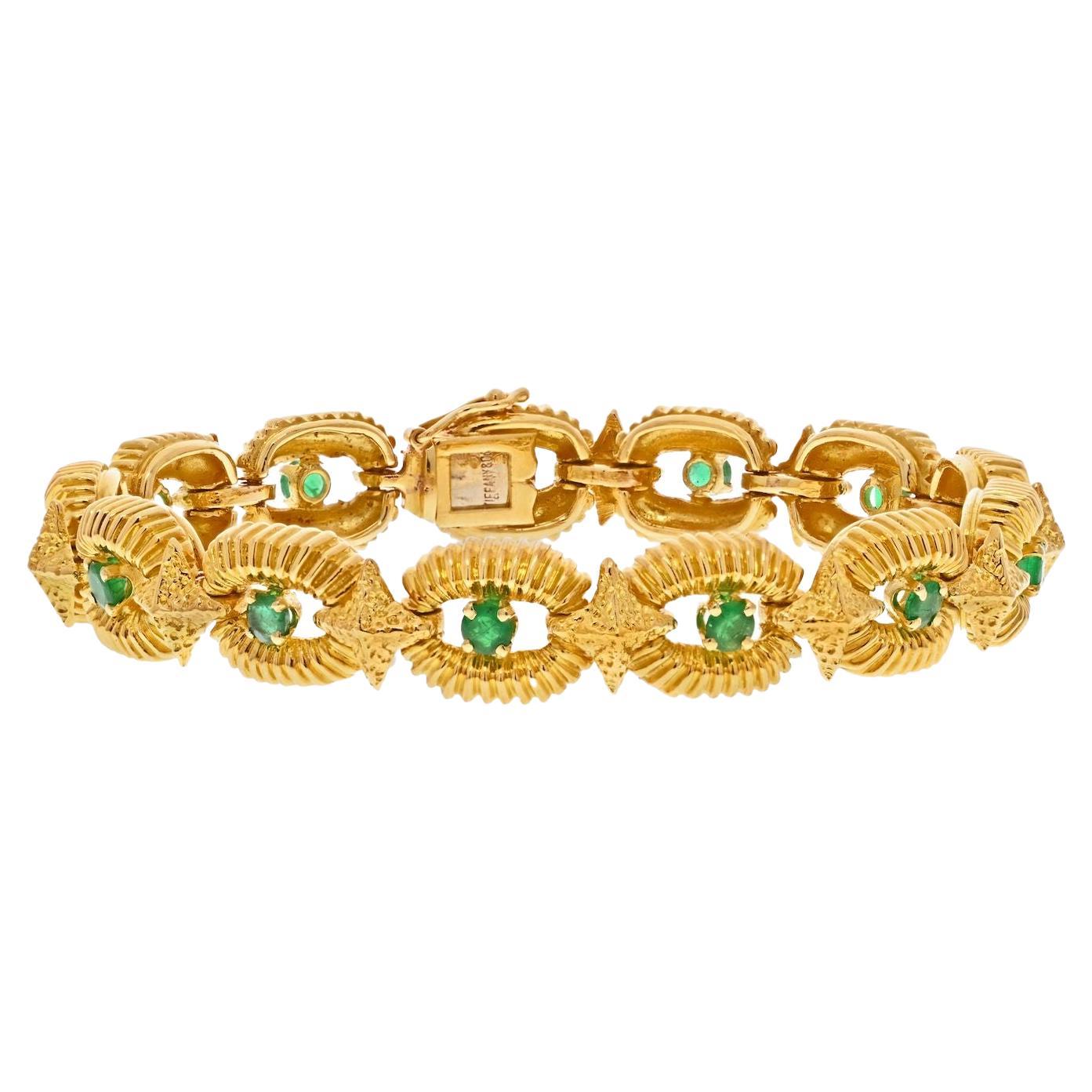 Tiffany and Co. Round Link Chain Yellow Gold Lock Bracelet For Sale at ...