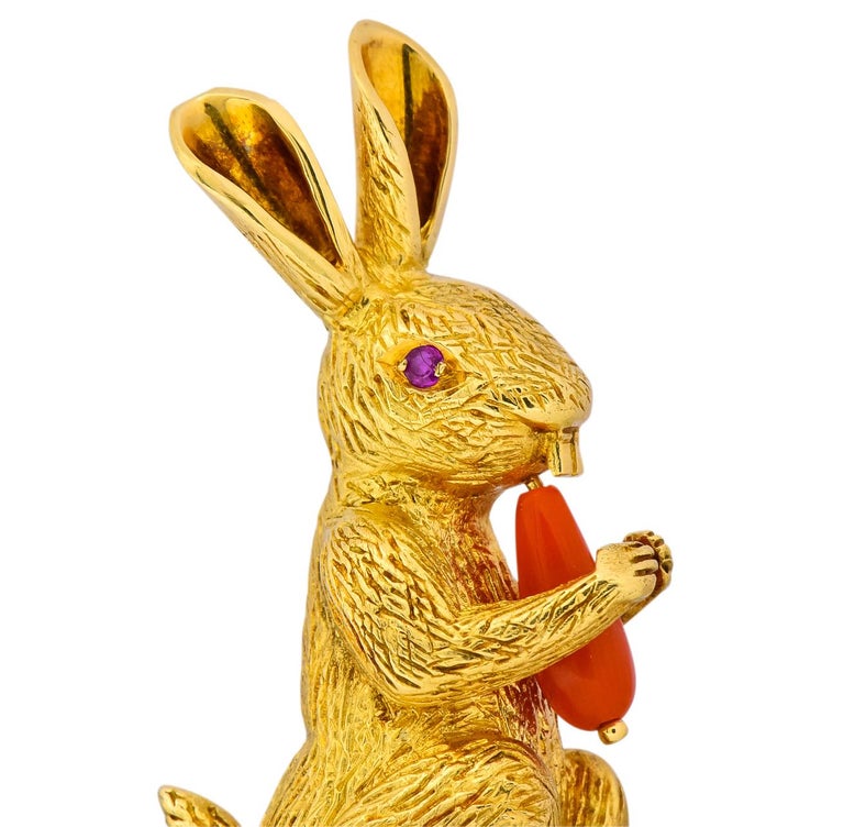 Tiffany and Co. 1970s Vintage Coral Ruby 18 Karat Gold Rabbit Brooch at ...