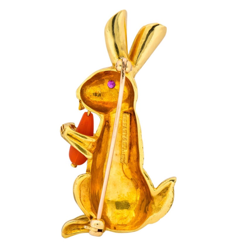 Tiffany and Co. 1970s Vintage Coral Ruby 18 Karat Gold Rabbit Brooch at ...
