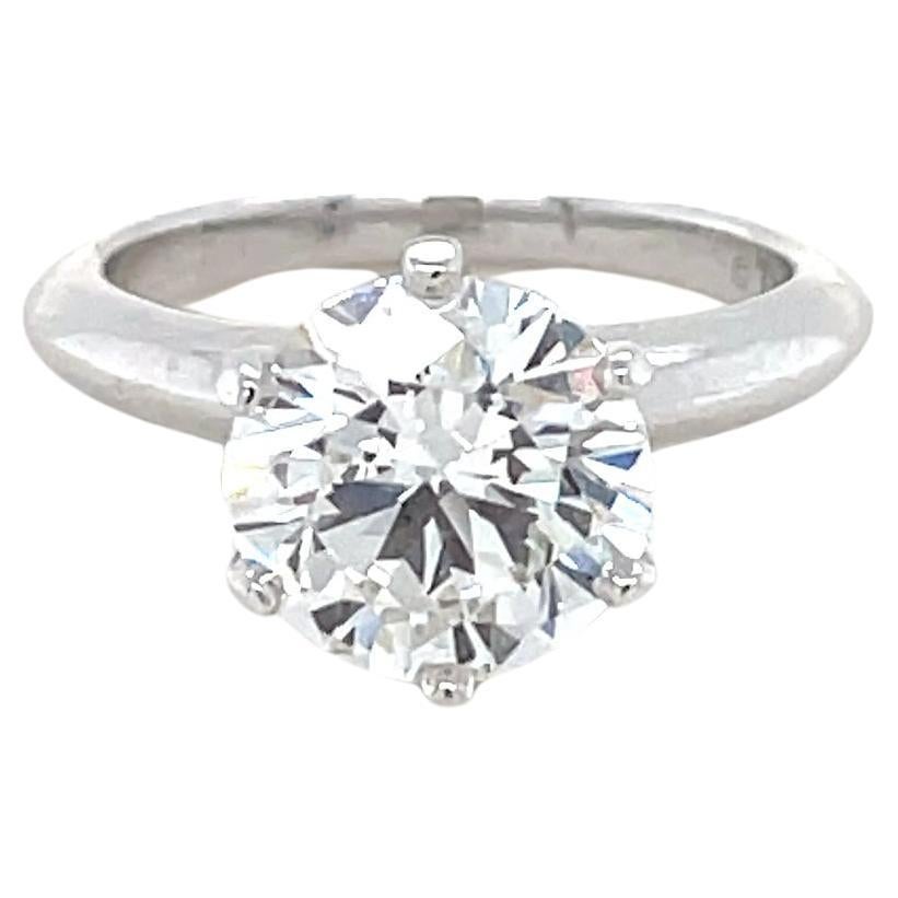 Tiffany and Co., 3.15 Carat Round Brilliant Cut Diamond Engagement Ring For Sale at 1stDibs