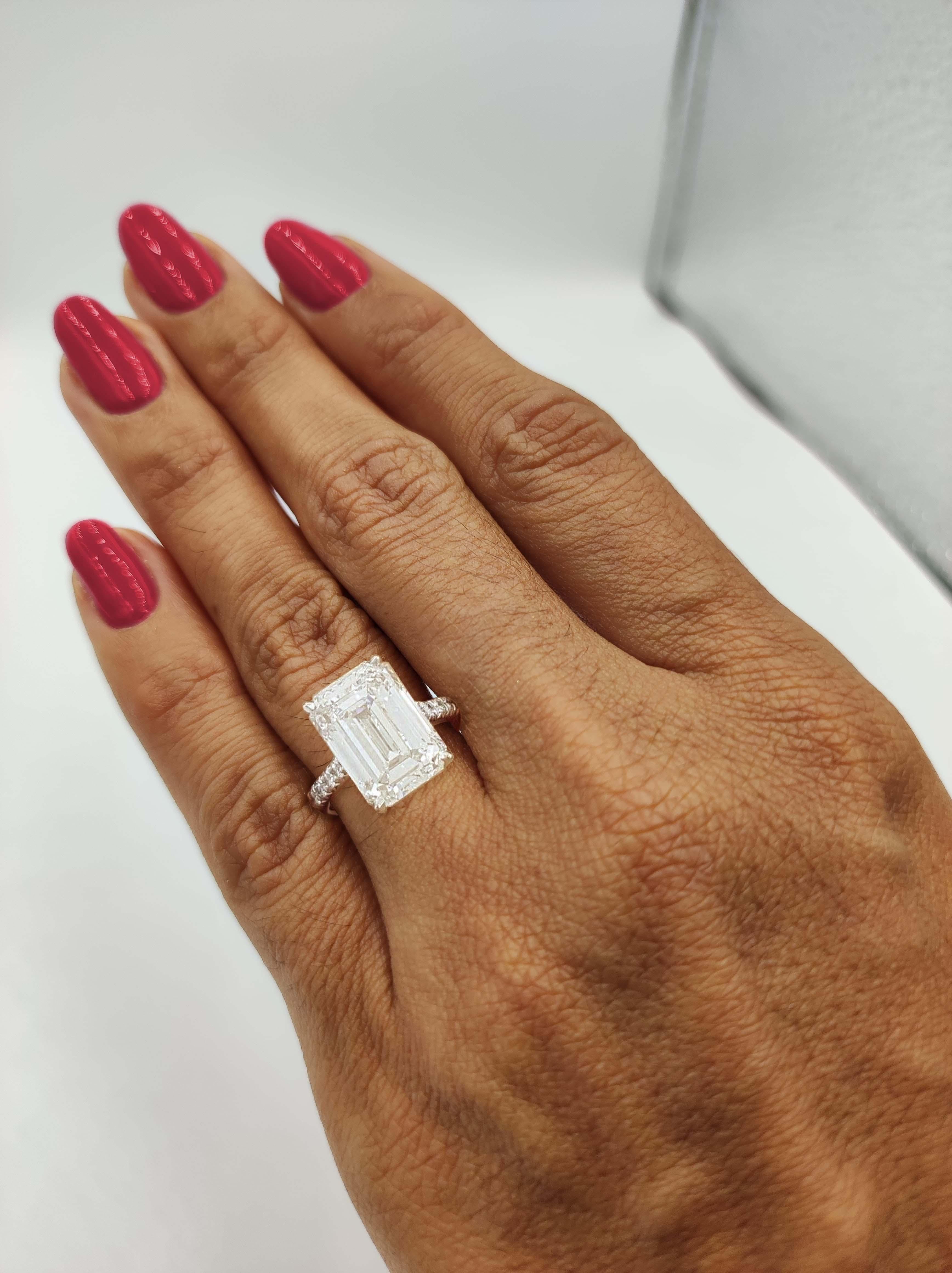 Tiffany& Co. 4 Carat Emerald Cut Diamond Solitaire Engagement Platinum ...