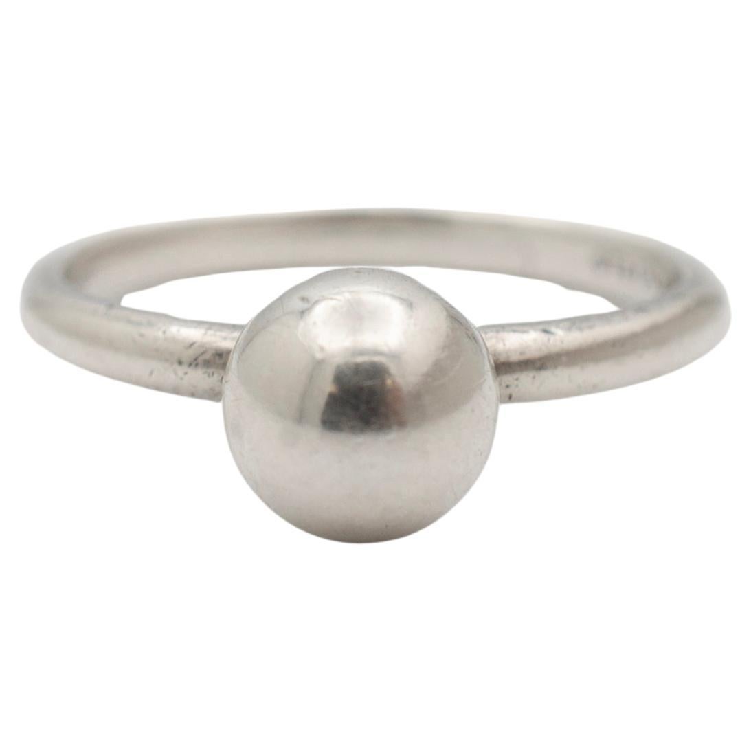 Tiffany and Co. 925 Sterling Silver Sphere Ball Cocktail Ring For Sale at 1stDibs
