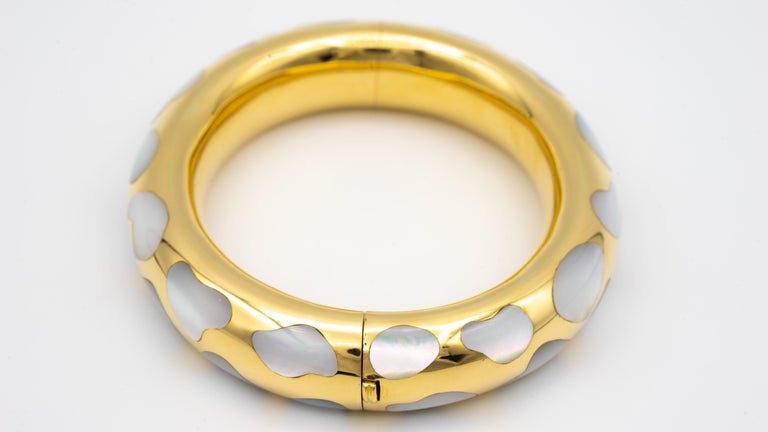 Tiffany and Co. by Angela Cummings Mother of Pearl Bombe Bangle ...
