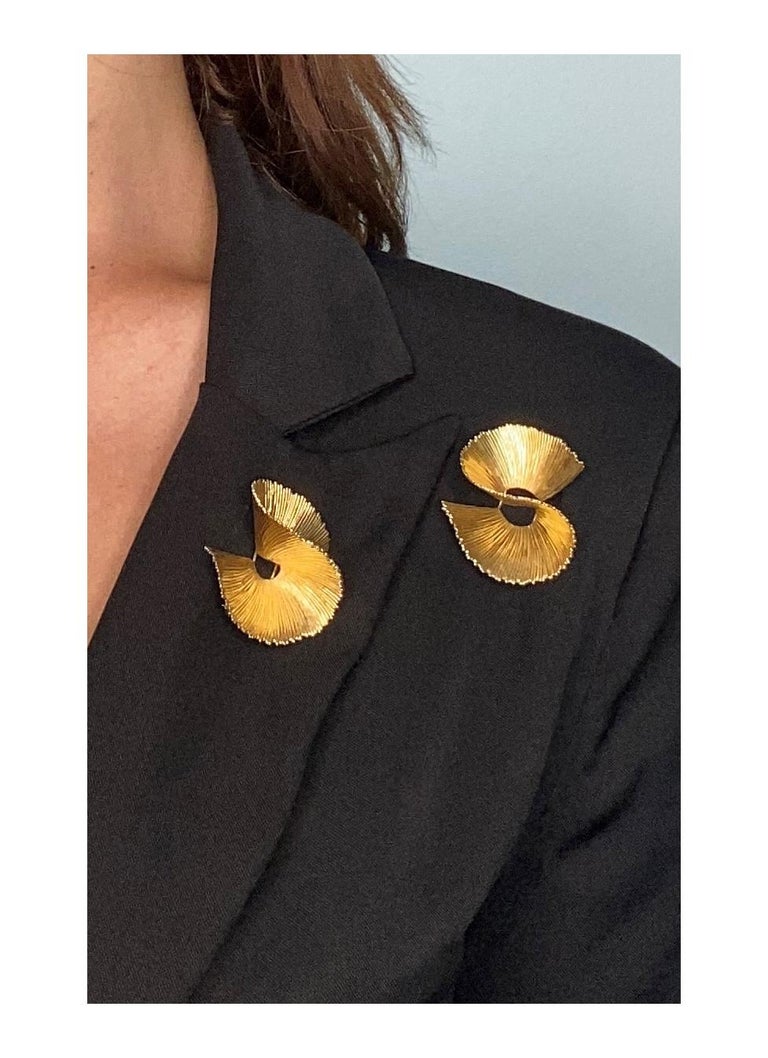 Tiffany Co by George Schuler 1940 Pair of Retro Clips Brooches 14kt ...