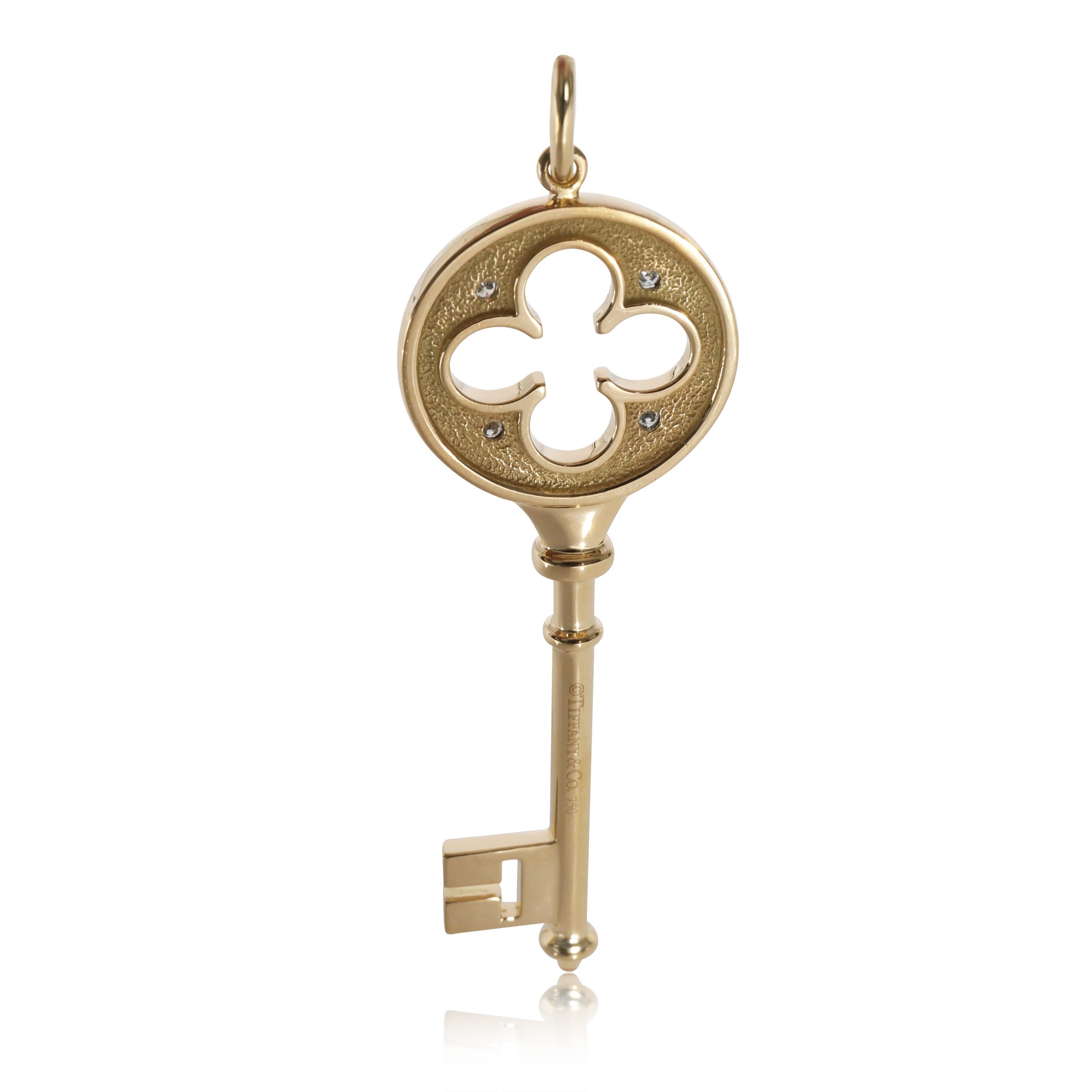Tiffany and Co. Clover Key Pendant in 18K Yellow Gold 0.04 CTW For Sale ...