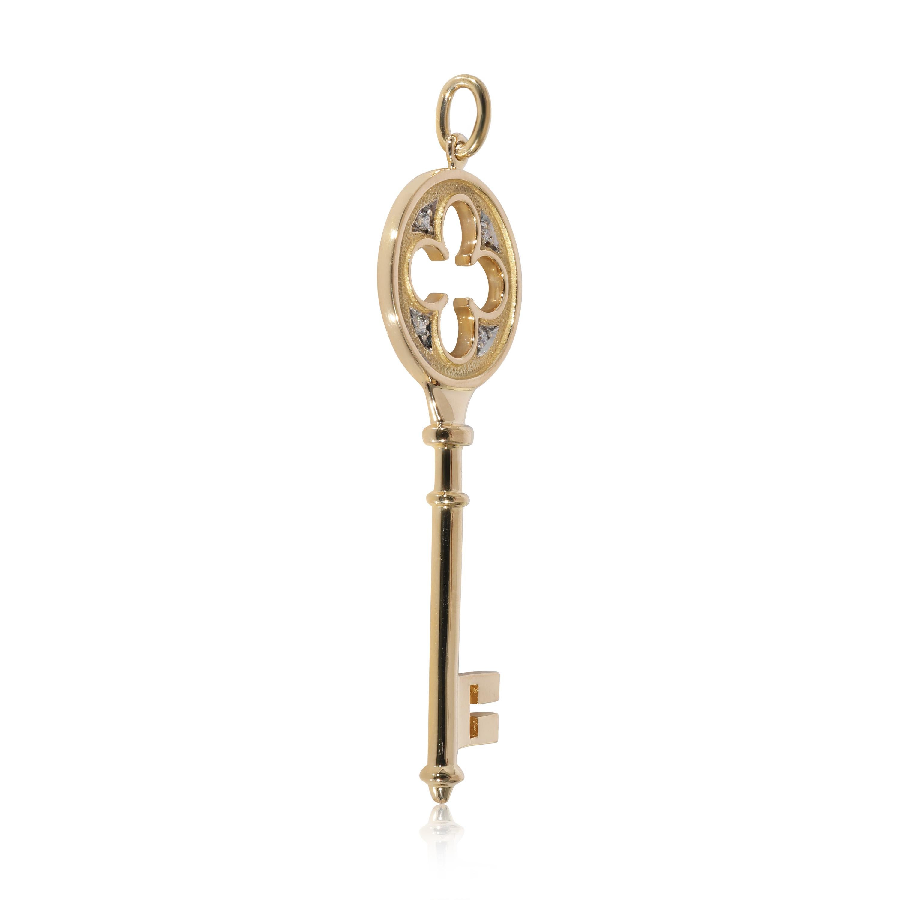Tiffany and Co. Clover Key Pendant in 18K Yellow Gold 0.04 CTW For Sale ...