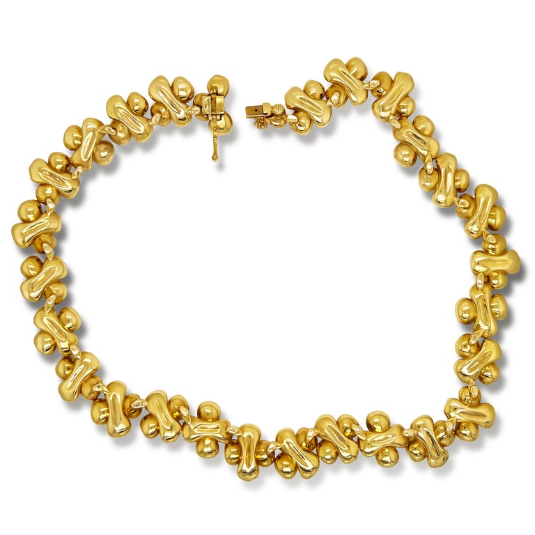 Tiffany and Co. Dogwood Collection 18K Yellow Gold Flower Link Necklace ...