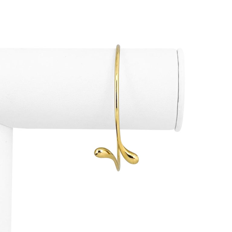 Tiffany and Co. Elsa Peretti 18 Karat Yellow Gold Teardrop Bangle ...