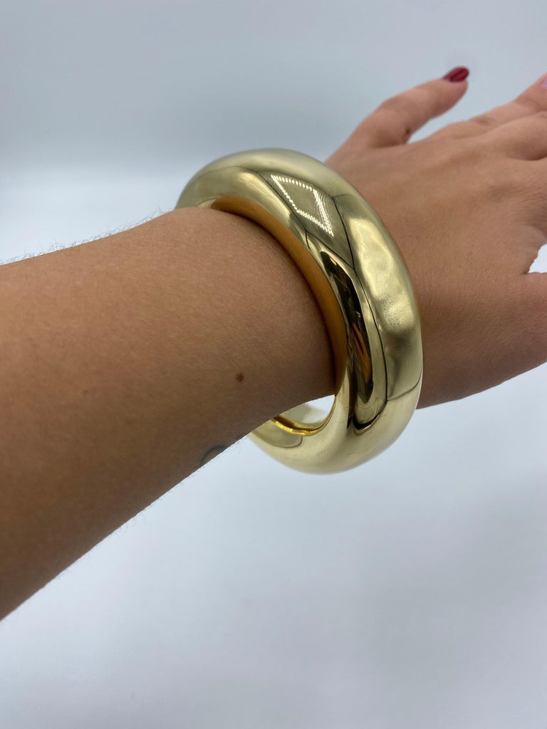 Tiffany and Co. Elsa Peretti Yellow Gold Donut Bangle Bracelet Italy at ...