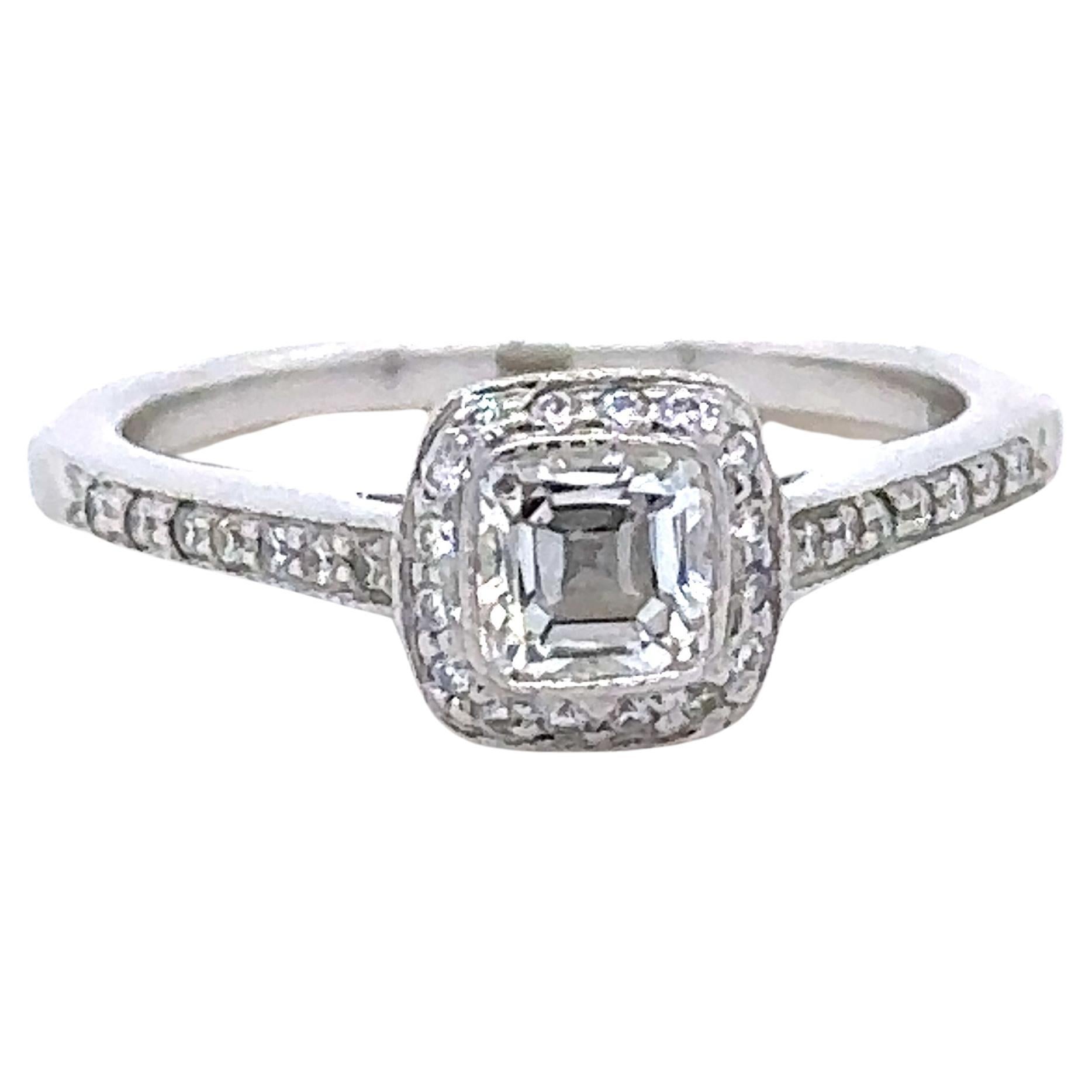 Tiffany and Co Engagement Ring 0.49ct For Sale at 1stDibs