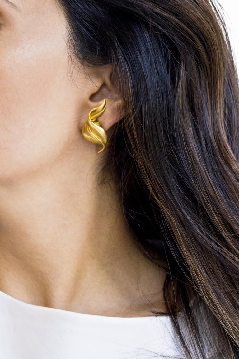Tiffany and Co. Gold Ear Clips at 1stDibs | tiffany ear clip
