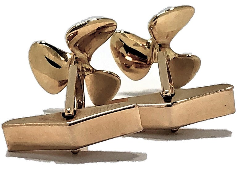 Tiffany and Co. Gold Propeller Cuff Links For Sale at 1stDibs