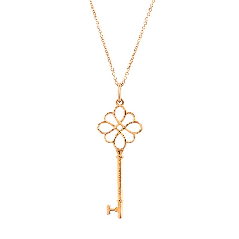 Tiffany and Co. Knot Key Pendant Necklace 18k Rose Gold For Sale at 1stDibs