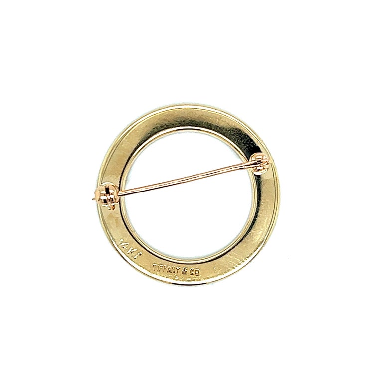 Tiffany and Co. Open Circle Pin in 14k Yellow Gold For Sale at 1stDibs