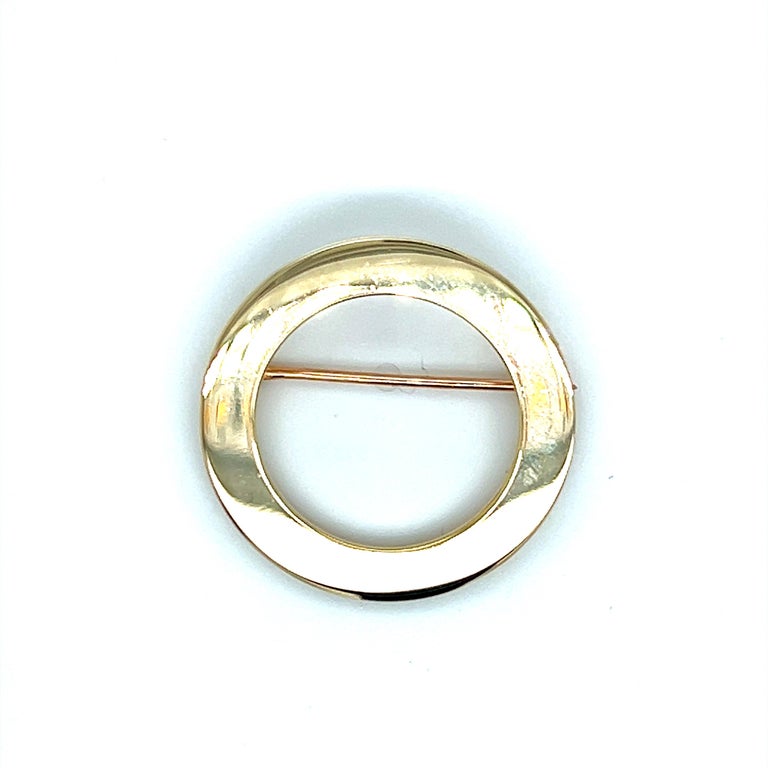 Tiffany and Co. Open Circle Pin in 14k Yellow Gold For Sale at 1stDibs