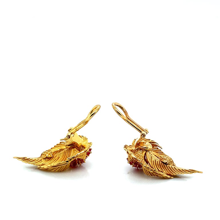 Tiffany and Co. Pink Sapphires Gold Ear Clips For Sale at 1stDibs