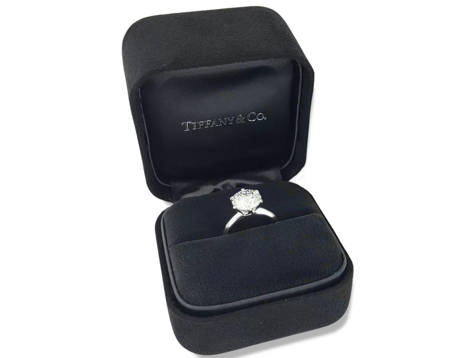 Tiffany and Co. Platinum Round Brilliant 3.08 Carat Diamond Engagement ...