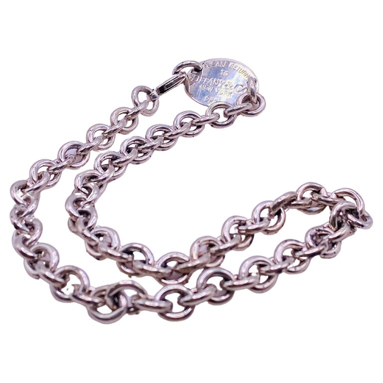 Retour au collier ras du cou Tiffany and Co en argent sterling En vente ...