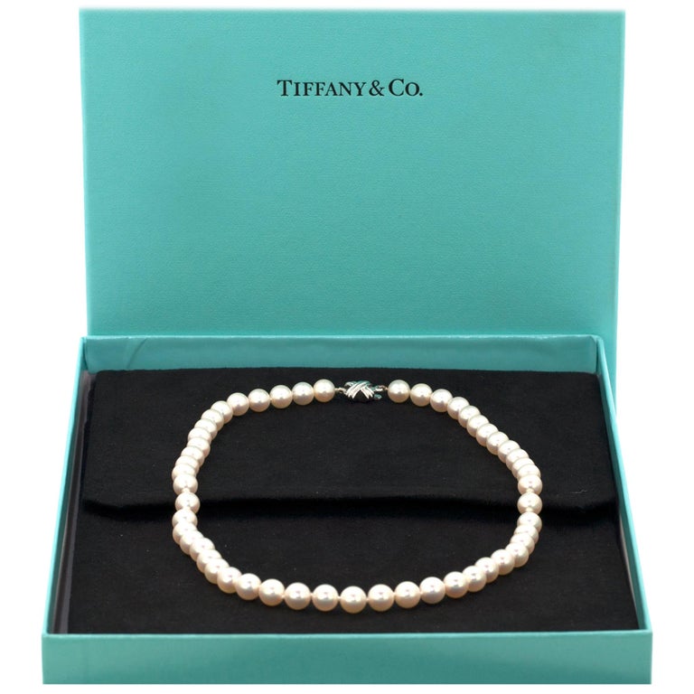 Tiffany and Co. Signature Pearl Necklace at 1stDibs | tiffany signature ...