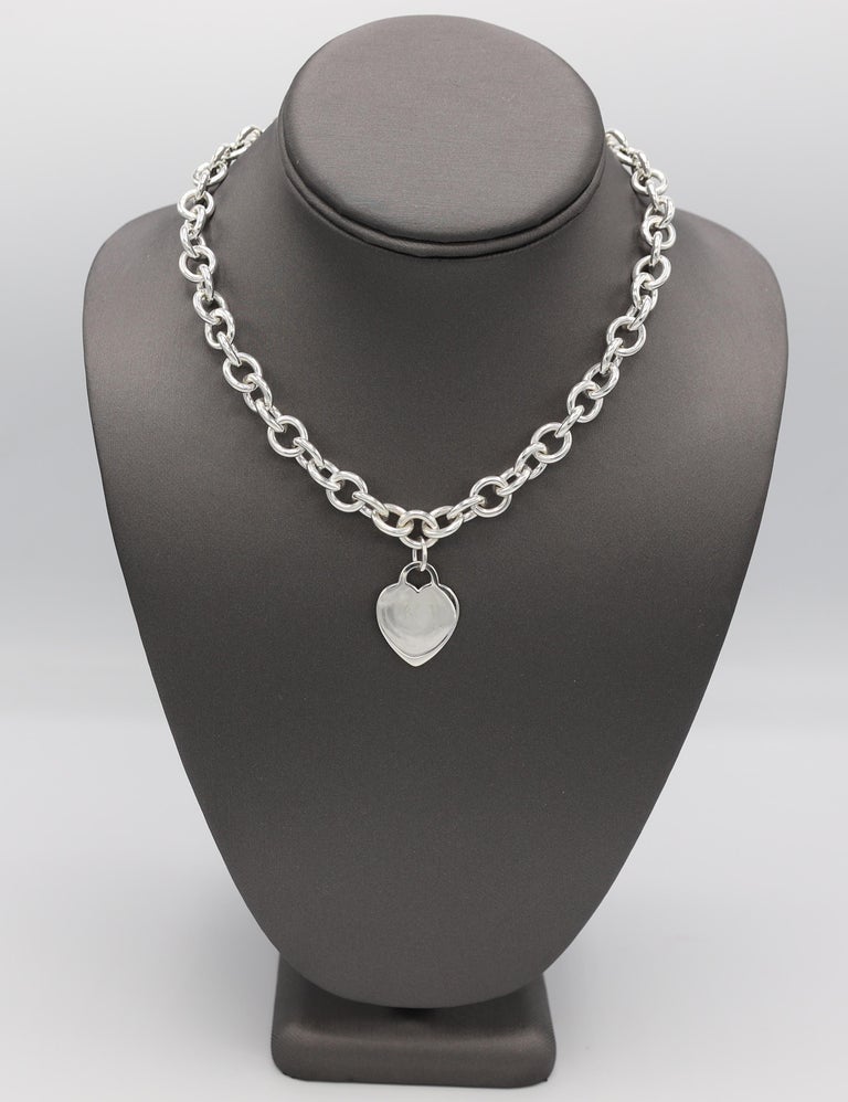 Tiffany and Co. Sterling Silver Heart Charm Link Pendant Necklace at ...