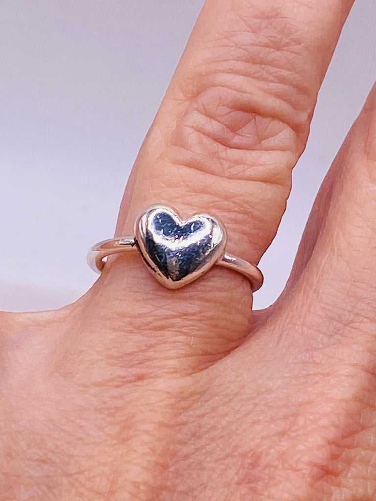 Tiffany and Co Sterling Silver Heart Ring For Sale at 1stDibs